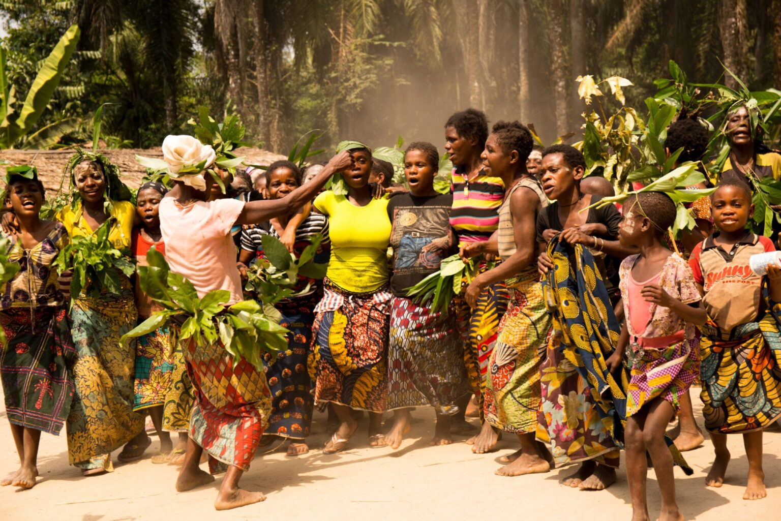 Hunter-Gatherers and Childcare - NeuroLogica Blog